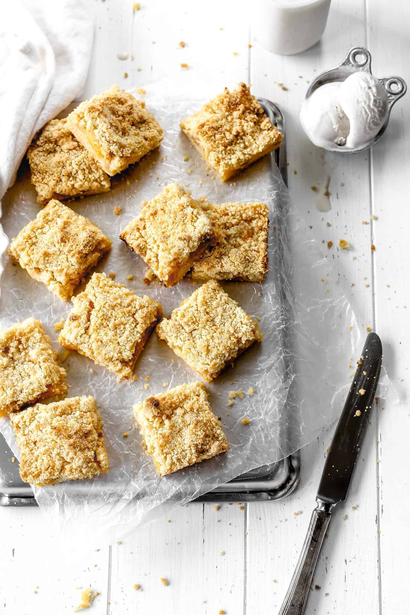 Vegan Peach Crumble Bars