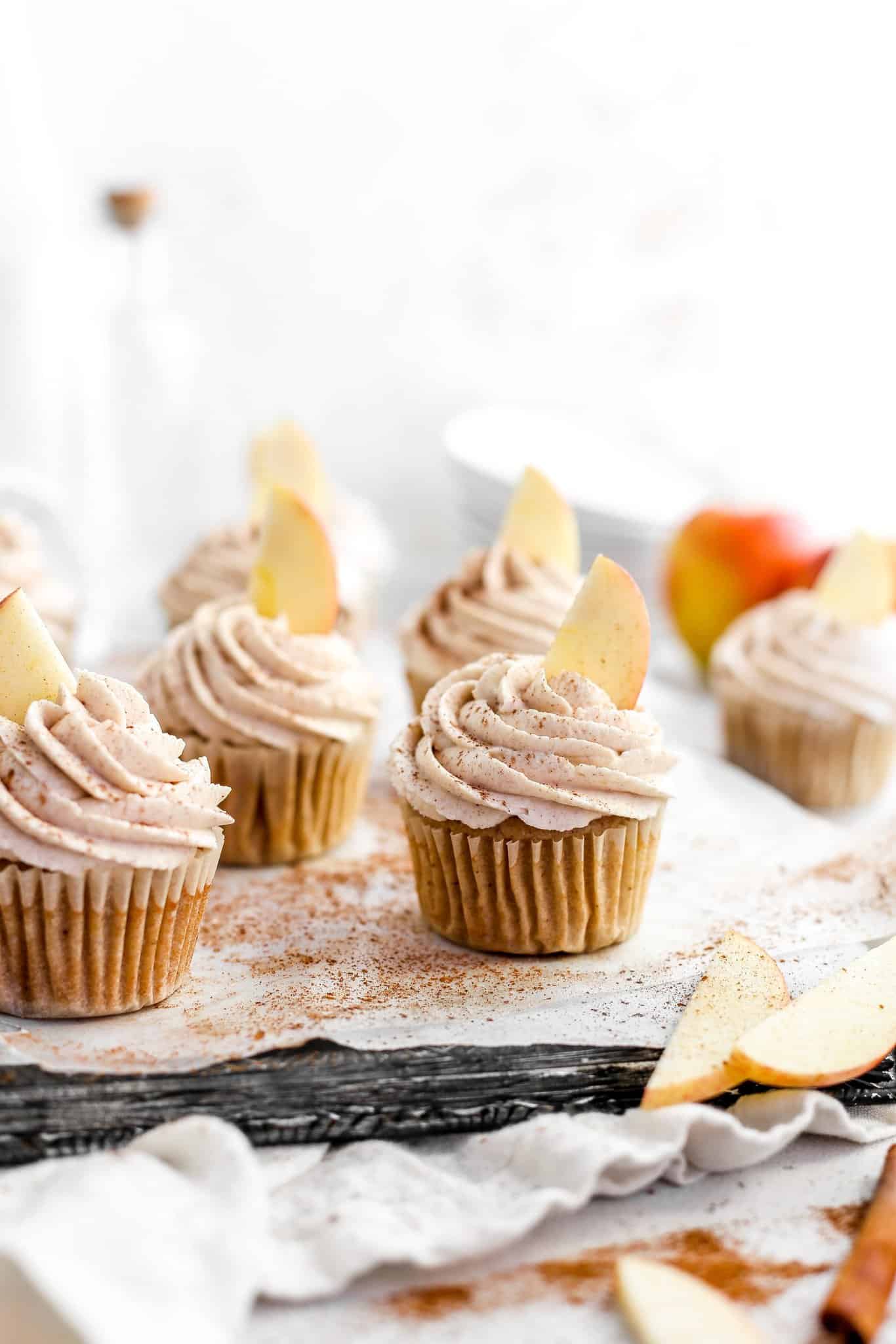 Vegan Apple Cinnamon Cupcakes