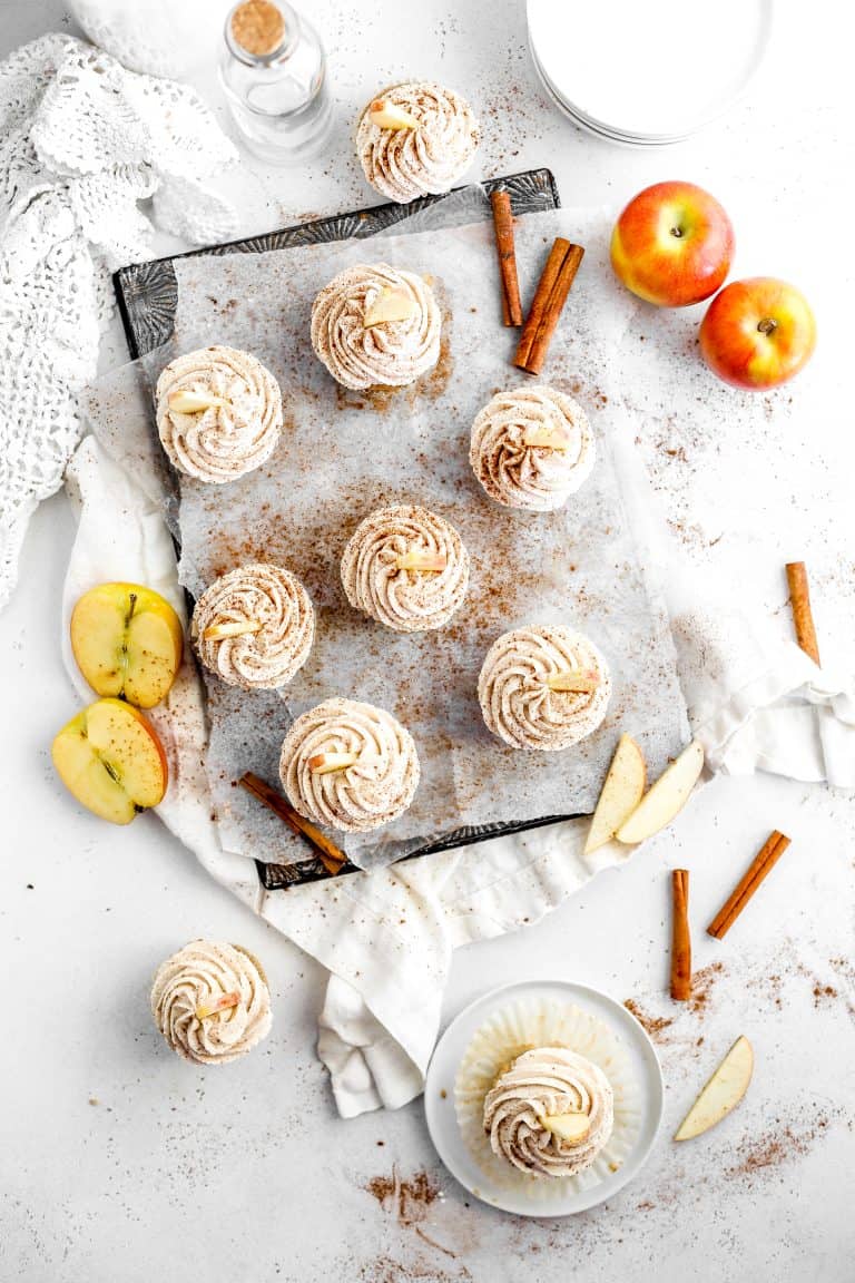 Vegan Apple Cinnamon Cupcakes