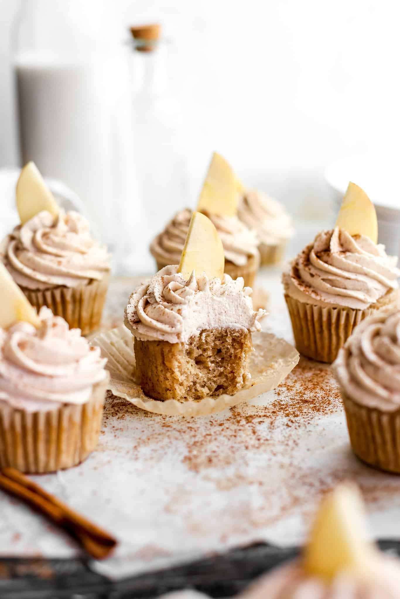 Vegan Apple Cinnamon Cupcakes