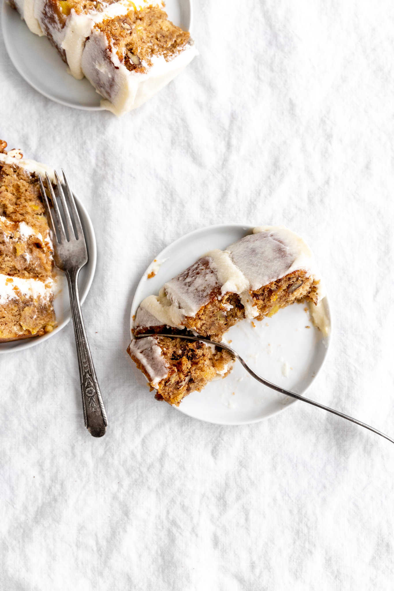 Vegan Hummingbird Cake (1 Bowl Recipe!)